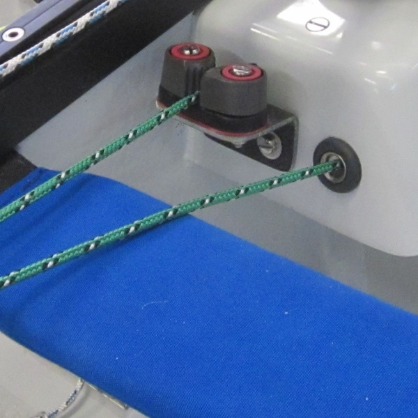 470 Carbon Rig tension brackets - Mackay Boats